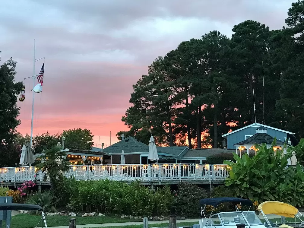 Waterway Guide | Spring Cove Marina - Solomons